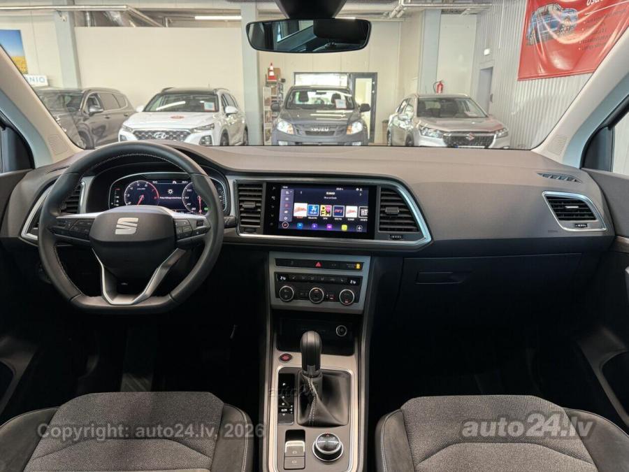 Grey SEAT Ateca 2024 in Tallinn, with an engine capacity of 1.50 L and mileage of 3 thousand km for 34900 €, photo 9 on AUTOMOTO.COM.LV
