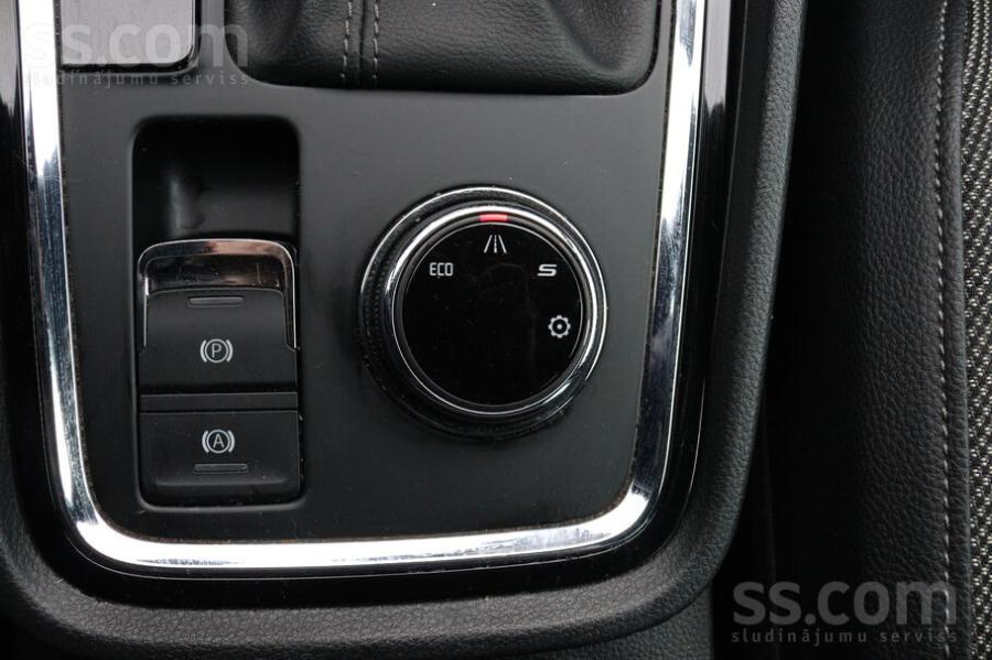 Oranžs SEAT Ateca 2019 Rīga, ar dzinēja tilpumu 1.50 L un nobraukumu 96 tūkst. km par 17490 €, foto 24 vietnē AUTOMOTO.COM.LV