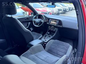 Red SEAT Ateca 2018 in Riga, with an engine capacity of 1.40 L and mileage of 202 thousand km for 13800 €, photo 12 on AUTOMOTO.COM.LV