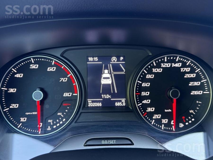 Red SEAT Ateca 2018 in Riga, with an engine capacity of 1.40 L and mileage of 202 thousand km for 13800 €, photo 30 on AUTOMOTO.COM.LV