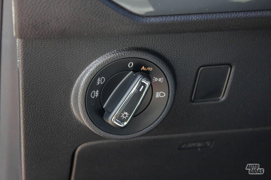 Sarkans SEAT Ateca 2019 Kauņa, ar dzinēja tilpumu 1.50 L un nobraukumu 202 tūkst. km par 14600 €, foto 23 vietnē AUTOMOTO.COM.LV