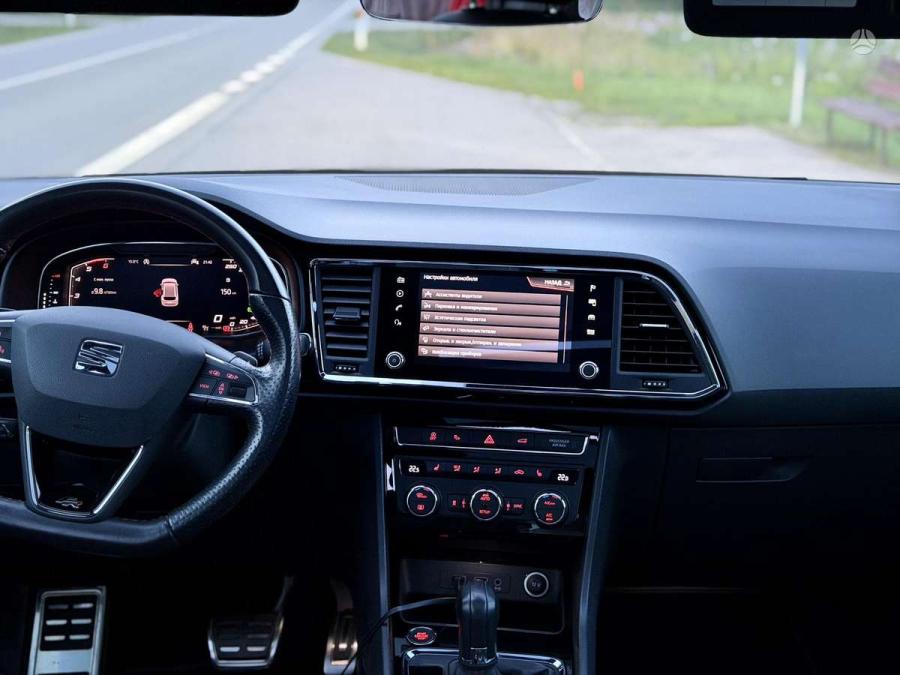 Red SEAT Ateca 2020 in Vilnius, with an engine capacity of 1.97 L and mileage of 200 thousand km for 18499 €, photo 21 on AUTOMOTO.COM.LV