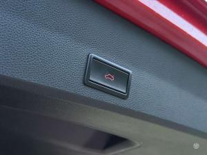 Red SEAT Ateca 2020 in Vilnius, with an engine capacity of 1.97 L and mileage of 200 thousand km for 18499 €, photo 33 on AUTOMOTO.COM.LV