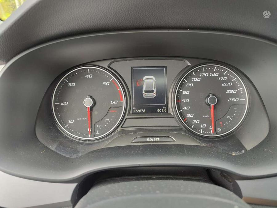 Красный Сеат Ateca 2021 в Каунас, объемом двигателя 1.97 л и пробегом 172 тыс. км за 17500 €, фото 9 на AUTOMOTO.COM.LV