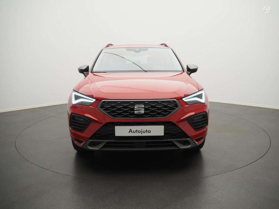 Красный Сеат Ateca 2022 в Вильнюс, объемом двигателя 1.50 л и пробегом 24 тыс. км за 23900 €, фото 2 на AUTOMOTO.COM.LV