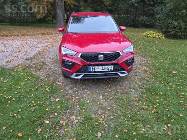 Red SEAT Ateca 2022 in Jelgava, with an engine capacity of 1.50 L and mileage of 48 thousand km for 19200 €, photo 6 on AUTOMOTO.COM.LV
