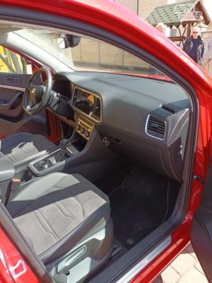 Red SEAT Ateca 2024 in Marijampole, with an engine capacity of 2.00 L and mileage of 30 thousand km for 18500 €, photo 7 on AUTOMOTO.COM.LV