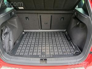 Red SEAT Ateca 2017 in Riga, with an engine capacity of 2.00 L and mileage of 122 thousand km for 13300 €, photo 8 on AUTOMOTO.COM.LV