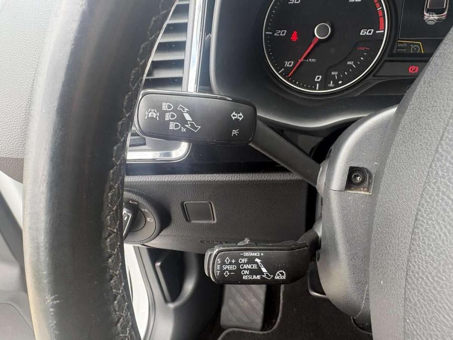 Balts SEAT Ateca 2016 Tauragė, ar dzinēja tilpumu 1.97 L un nobraukumu 270 tūkst. km par 12700 €, foto 13 vietnē AUTOMOTO.COM.LV