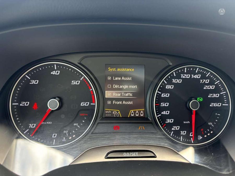 Balts SEAT Ateca 2016 Tauragė, ar dzinēja tilpumu 1.97 L un nobraukumu 270 tūkst. km par 12700 €, foto 15 vietnē AUTOMOTO.COM.LV