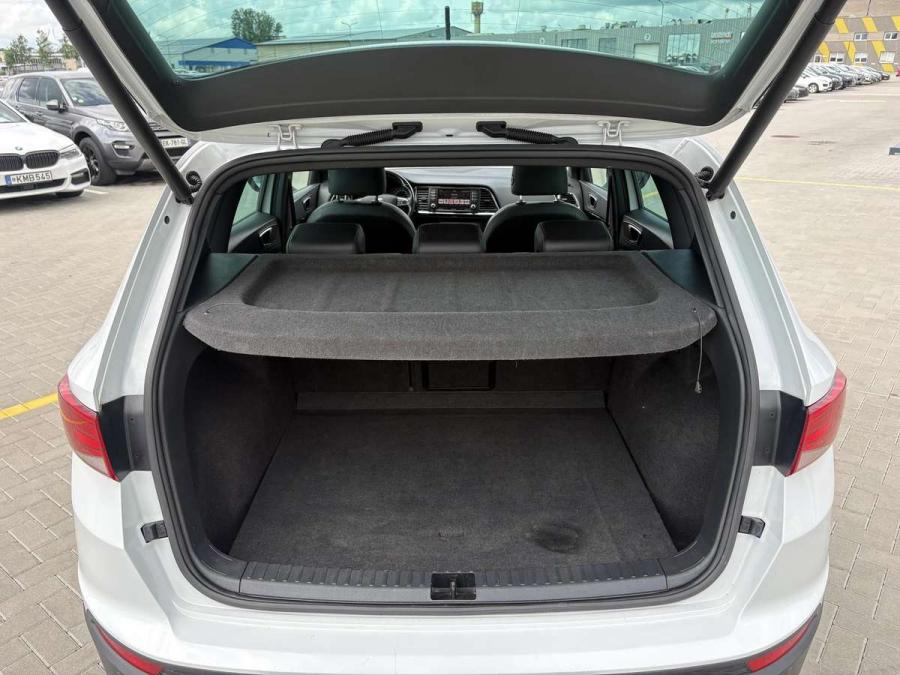 Balts SEAT Ateca 2016 Tauragė, ar dzinēja tilpumu 1.97 L un nobraukumu 270 tūkst. km par 12700 €, foto 27 vietnē AUTOMOTO.COM.LV