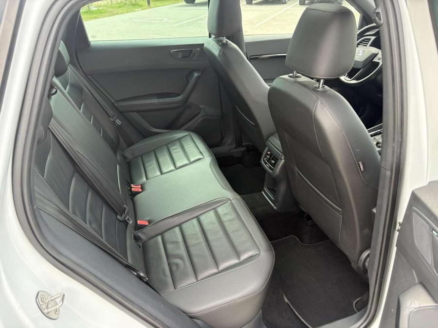 Balts SEAT Ateca 2016 Tauragė, ar dzinēja tilpumu 1.97 L un nobraukumu 270 tūkst. km par 12700 €, foto 29 vietnē AUTOMOTO.COM.LV