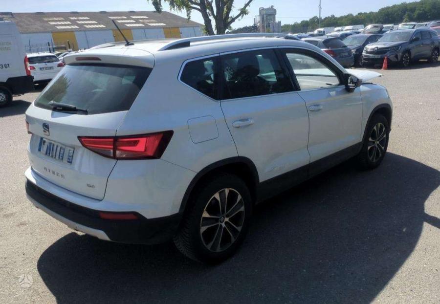 White SEAT Ateca 2016 in Taurage, with an engine capacity of 1.97 L and mileage of 215 thousand km for 8300 €, photo 4 on AUTOMOTO.COM.LV