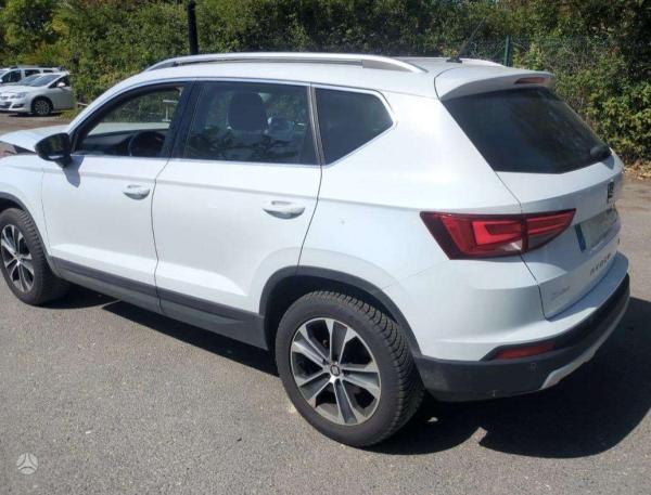 White SEAT Ateca 2016 in Taurage, with an engine capacity of 1.97 L and mileage of 215 thousand km for 8300 €, photo 4 on AUTOMOTO.COM.LV