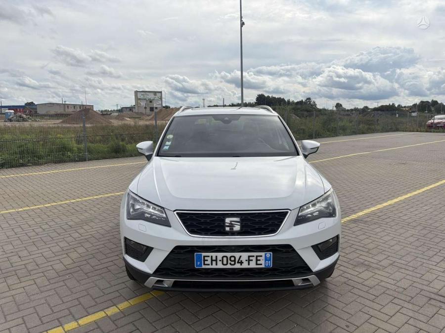 Белый Сеат Ateca 2016 в Таураге, объемом двигателя 1.97 л и пробегом 271 тыс. км за 11000 €, фото 3 на AUTOMOTO.COM.LV