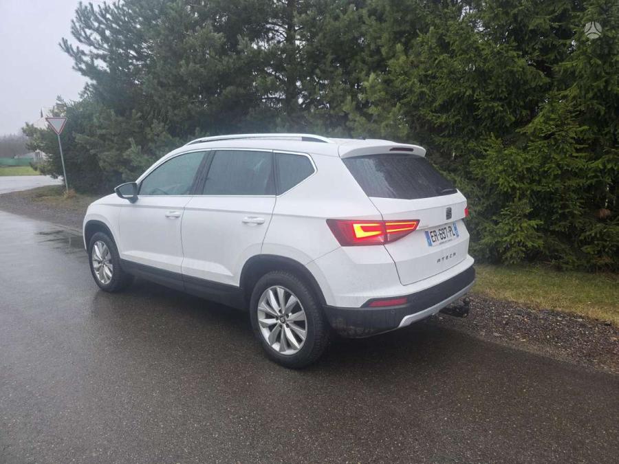 White SEAT Ateca 2017 in Kaunas, with an engine capacity of 1.60 L and mileage of 240 thousand km for 12500 €, photo 2 on AUTOMOTO.COM.LV