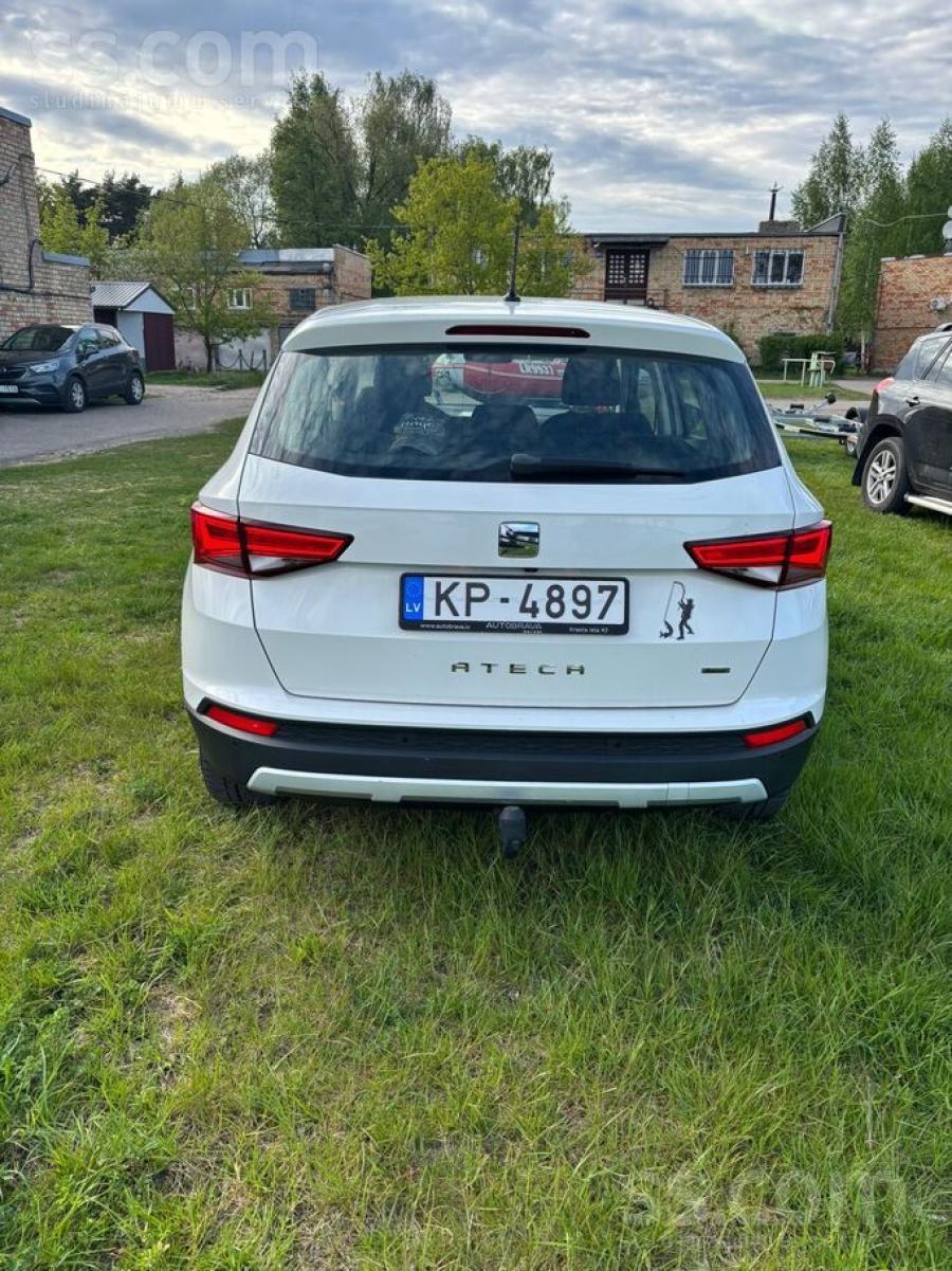 Белый Сеат Ateca 2017 в Рига, объемом двигателя 2.00 л и пробегом 156 тыс. км за 13700 €, фото 3 на AUTOMOTO.COM.LV