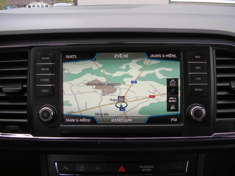 White SEAT Ateca 2017 in Riga, with an engine capacity of 1.60 L and mileage of 162 thousand km for 14950 €, photo 19 on AUTOMOTO.COM.LV