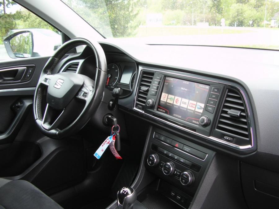 White SEAT Ateca 2017 in Riga, with an engine capacity of 1.60 L and mileage of 162 thousand km for 14950 €, photo 29 on AUTOMOTO.COM.LV