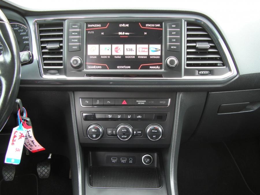 White SEAT Ateca 2017 in Riga, with an engine capacity of 1.60 L and mileage of 162 thousand km for 14950 €, photo 38 on AUTOMOTO.COM.LV