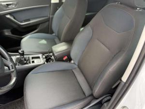 White SEAT Ateca 2017 in Utena, with an engine capacity of 1.60 L and mileage of 200 thousand km for 9950 €, photo 12 on AUTOMOTO.COM.LV