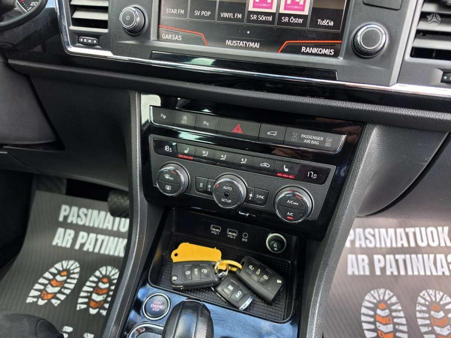 White SEAT Ateca 2017 in Silute, with an engine capacity of 1.97 L and mileage of 207 thousand km for 12800 €, photo 19 on AUTOMOTO.COM.LV