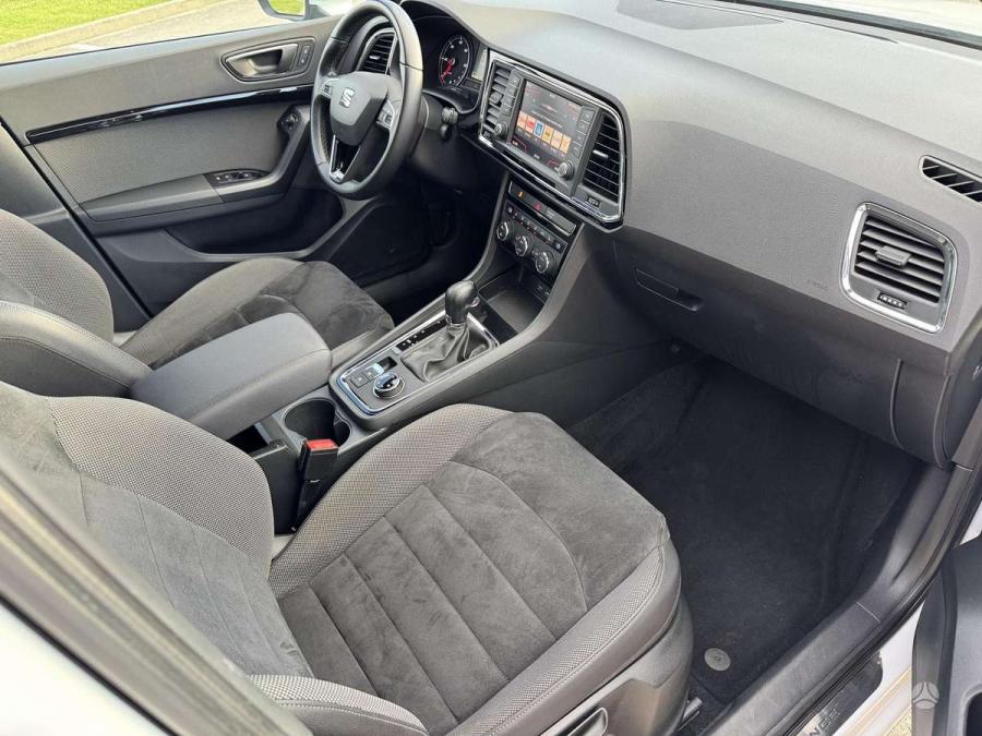 White SEAT Ateca 2017 in Prienai, with an engine capacity of 1.97 L and mileage of 280 thousand km for 12600 €, photo 12 on AUTOMOTO.COM.LV