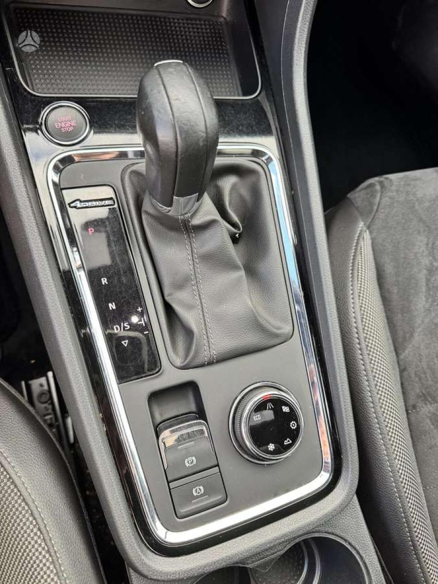 White SEAT Ateca 2017 in Prienai, with an engine capacity of 1.97 L and mileage of 280 thousand km for 12600 €, photo 15 on AUTOMOTO.COM.LV