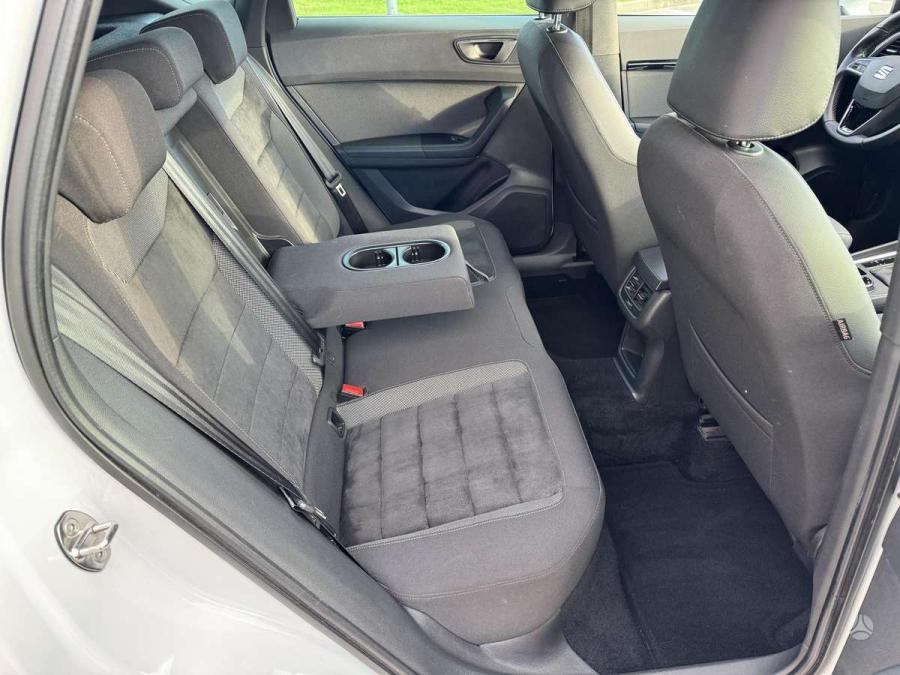 White SEAT Ateca 2017 in Prienai, with an engine capacity of 1.97 L and mileage of 280 thousand km for 12600 €, photo 17 on AUTOMOTO.COM.LV