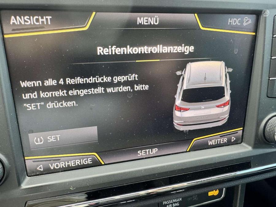 White SEAT Ateca 2017 in Prienai, with an engine capacity of 1.97 L and mileage of 280 thousand km for 12600 €, photo 28 on AUTOMOTO.COM.LV