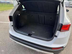 White SEAT Ateca 2017 in Prienai, with an engine capacity of 1.97 L and mileage of 280 thousand km for 12600 €, photo 41 on AUTOMOTO.COM.LV