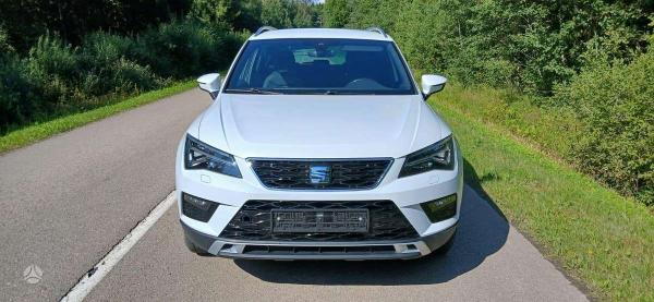 Белый Сеат Ateca 2017 в Таураге, объемом двигателя 1.97 л и пробегом 176 тыс. км за 12500 €, фото 1 на AUTOMOTO.COM.LV
