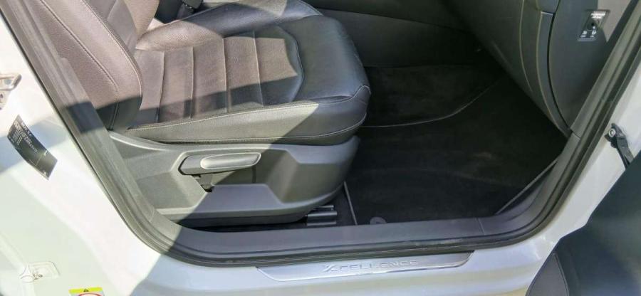 Белый Сеат Ateca 2017 в Таураге, объемом двигателя 1.97 л и пробегом 176 тыс. км за 12500 €, фото 19 на AUTOMOTO.COM.LV