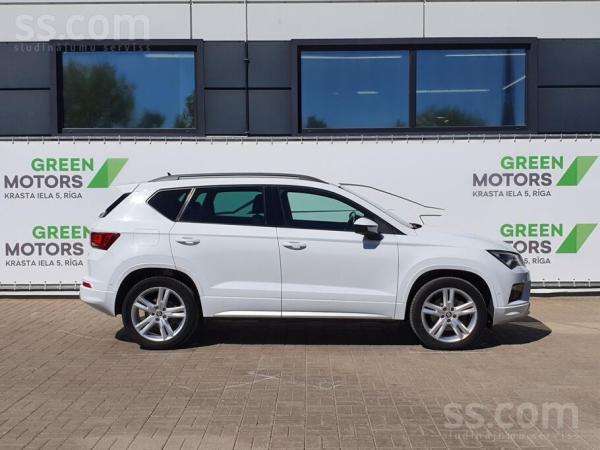 White SEAT Ateca 2018 in Riga, with an engine capacity of 2.00 L and mileage of 208 thousand km for 14900 €, photo 4 on AUTOMOTO.COM.LV