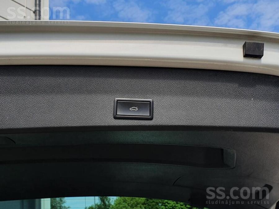 Balts SEAT Ateca 2018 Rīga, ar dzinēja tilpumu 2.00 L un nobraukumu 208 tūkst. km par 14900 €, foto 12 vietnē AUTOMOTO.COM.LV