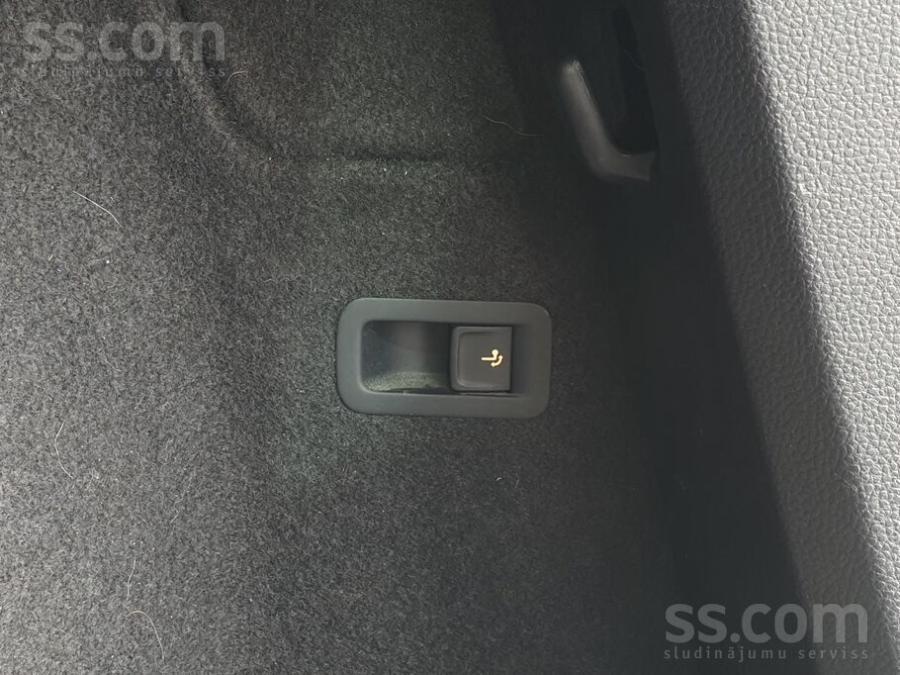 Balts SEAT Ateca 2018 Rīga, ar dzinēja tilpumu 2.00 L un nobraukumu 208 tūkst. km par 14900 €, foto 13 vietnē AUTOMOTO.COM.LV