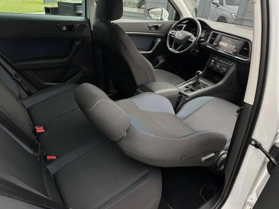 Balts SEAT Ateca 2018 Jelgava, ar dzinēja tilpumu 1.60 L un nobraukumu 119 tūkst. km par 14900 €, foto 9 vietnē AUTOMOTO.COM.LV