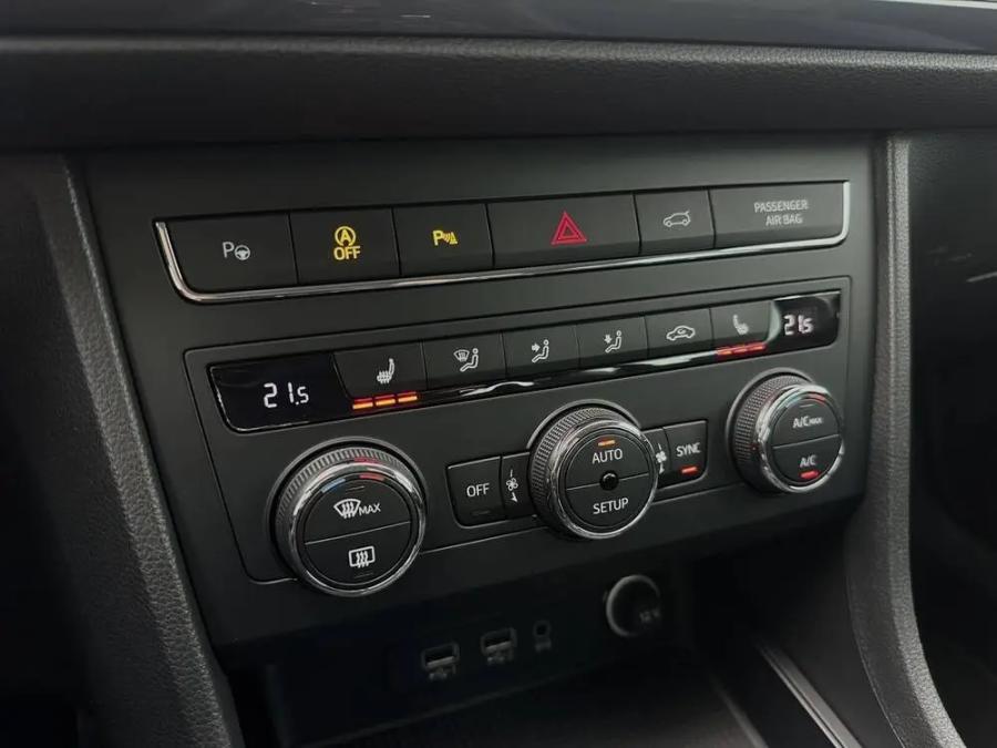 Balts SEAT Ateca 2018 Jelgava, ar dzinēja tilpumu 1.60 L un nobraukumu 119 tūkst. km par 14900 €, foto 15 vietnē AUTOMOTO.COM.LV