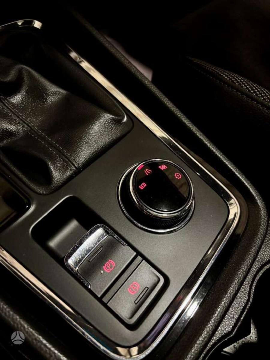 Balts SEAT Ateca 2018 Klaipėda, ar dzinēja tilpumu 1.40 L un nobraukumu 202 tūkst. km par 13500 €, foto 18 vietnē AUTOMOTO.COM.LV