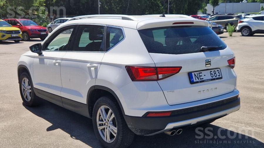 White SEAT Ateca 2019 in Riga, with an engine capacity of 1.50 L and mileage of 0 thousand km for 14300 €, photo 5 on AUTOMOTO.COM.LV