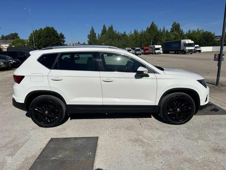 White SEAT Ateca 2019 in Telschi, with an engine capacity of 1.97 L and mileage of 198 thousand km for 17500 €, photo 5 on AUTOMOTO.COM.LV