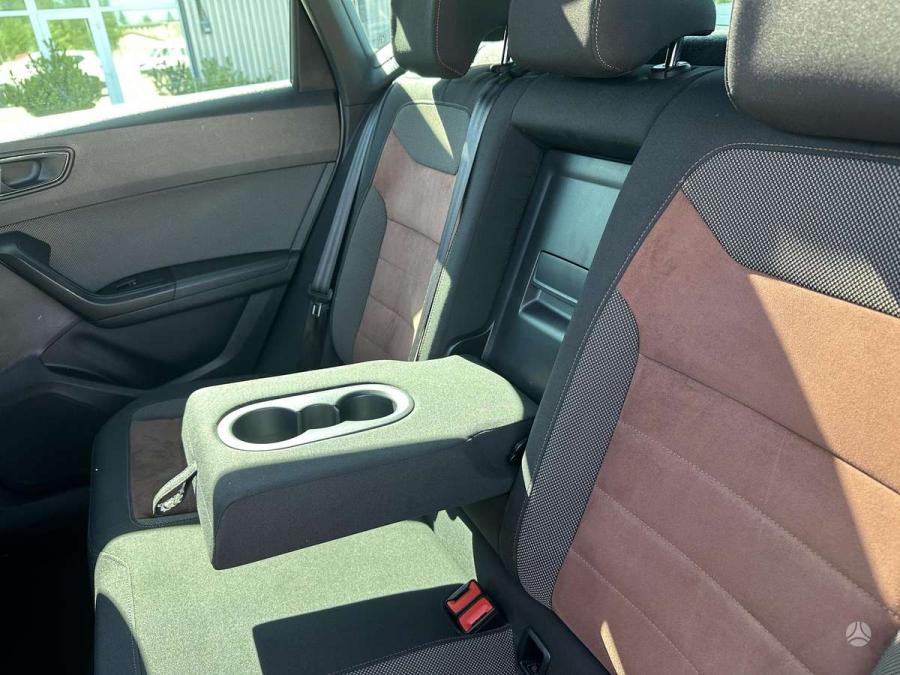 White SEAT Ateca 2019 in Telschi, with an engine capacity of 1.97 L and mileage of 198 thousand km for 17500 €, photo 22 on AUTOMOTO.COM.LV