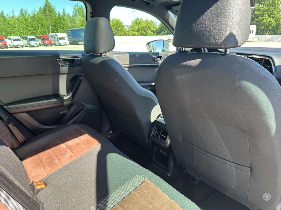 White SEAT Ateca 2019 in Telschi, with an engine capacity of 1.97 L and mileage of 198 thousand km for 17500 €, photo 25 on AUTOMOTO.COM.LV
