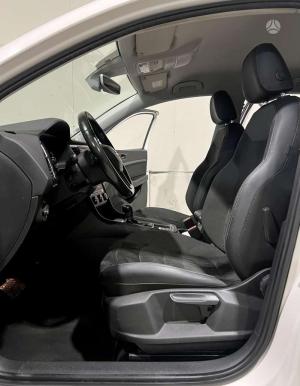 White SEAT Ateca 2019 in Klaipeda, with an engine capacity of 1.97 L and mileage of 224 thousand km for 12999 €, photo 15 on AUTOMOTO.COM.LV
