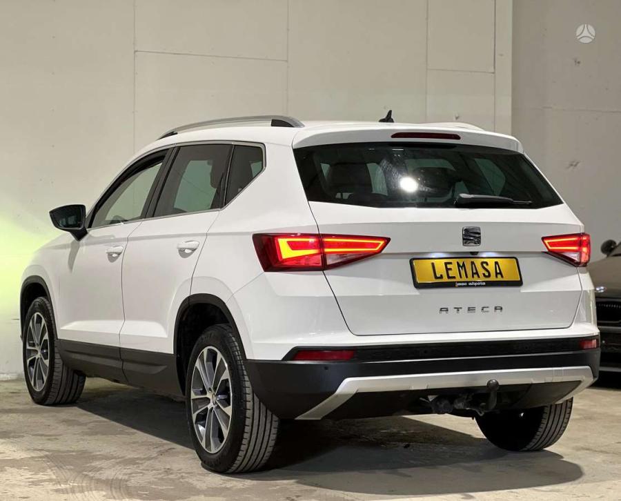 White SEAT Ateca 2019 in Klaipeda, with an engine capacity of 1.97 L and mileage of 224 thousand km for 12999 €, photo 22 on AUTOMOTO.COM.LV