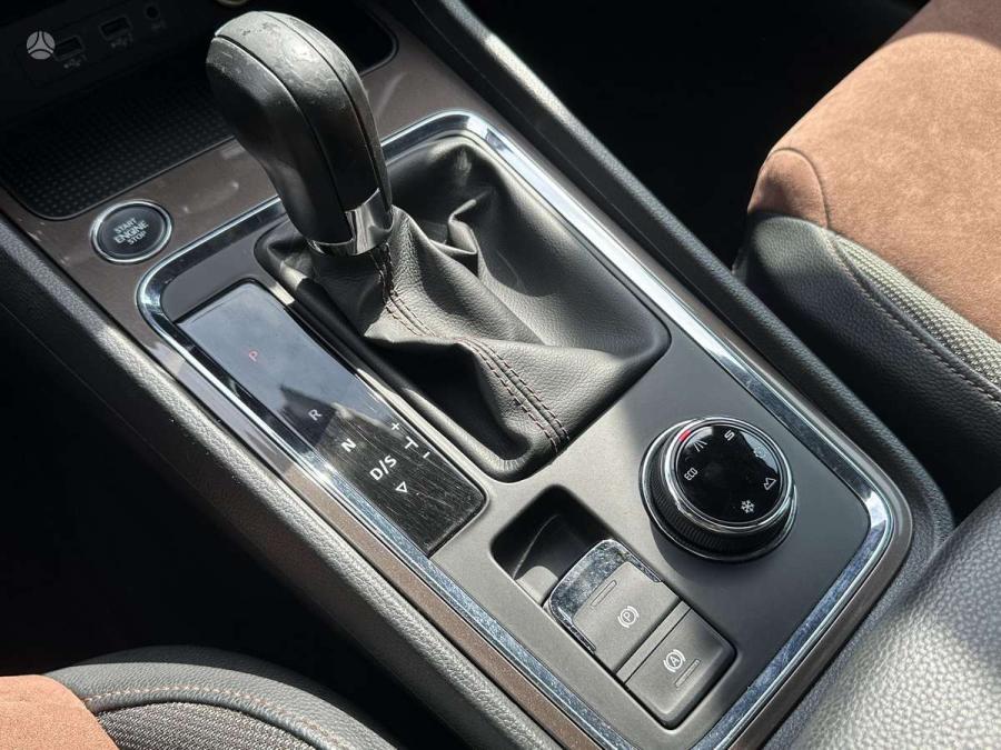 Balts SEAT Ateca 2019 Telšiai, ar dzinēja tilpumu 1.97 L un nobraukumu 198 tūkst. km par 13900 €, foto 30 vietnē AUTOMOTO.COM.LV
