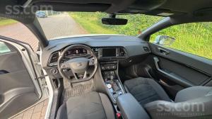 White SEAT Ateca 2019 in Riga, with an engine capacity of 1.50 L and mileage of 92 thousand km for 19490 €, photo 6 on AUTOMOTO.COM.LV