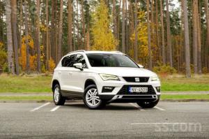 White SEAT Ateca 2019 in Riga, with an engine capacity of 1.50 L and mileage of 180 thousand km for 14490 €, photo 3 on AUTOMOTO.COM.LV