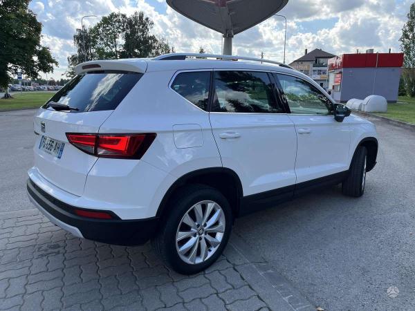 White SEAT Ateca 2020 in Taurage, with an engine capacity of 1.97 L and mileage of 296 thousand km for 10900 €, photo 4 on AUTOMOTO.COM.LV