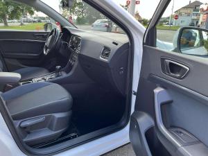 White SEAT Ateca 2020 in Taurage, with an engine capacity of 1.97 L and mileage of 296 thousand km for 10900 €, photo 10 on AUTOMOTO.COM.LV